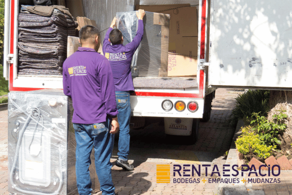 Cómo planificar una mudanza en Bogotá: pasos esenciales - Renta Espacio
